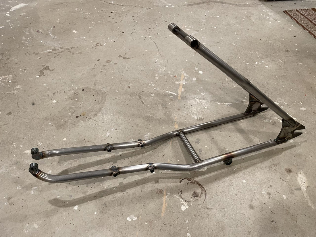 Hardtail - Triumph ("POST" Swing arm) Pre-Unit Rigid Mount Trans Bolt ...